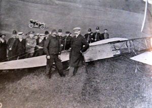 10 Most Famous Pilots in Aviation History and Their Legendary Aircraft ...